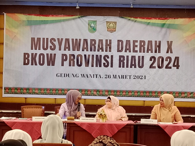 Adrias SF Haryanto Terpilih Aklamasi Ketua BKOW Riau 2024-2029