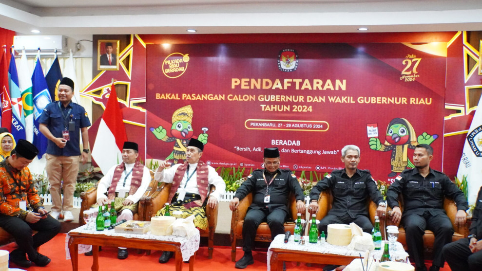 Bakal Pasangan Calon Gubernur dan Wakil Gubernur Riau Syamsuar-Mawardi ...