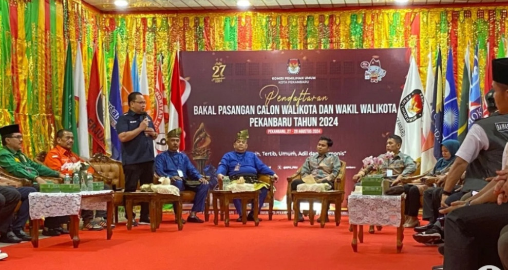 Termasuk Mantan Gubernur Riau, Lima Paslon Dipastikan Bertarung di ...
