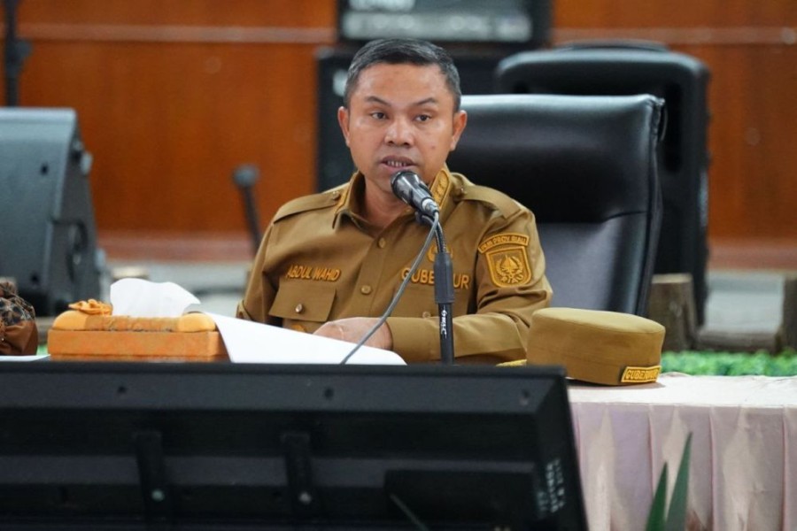 Target PAD Riau Tak Tercapai, Gubri Minta Bapenda Harus Proaktif dan ...